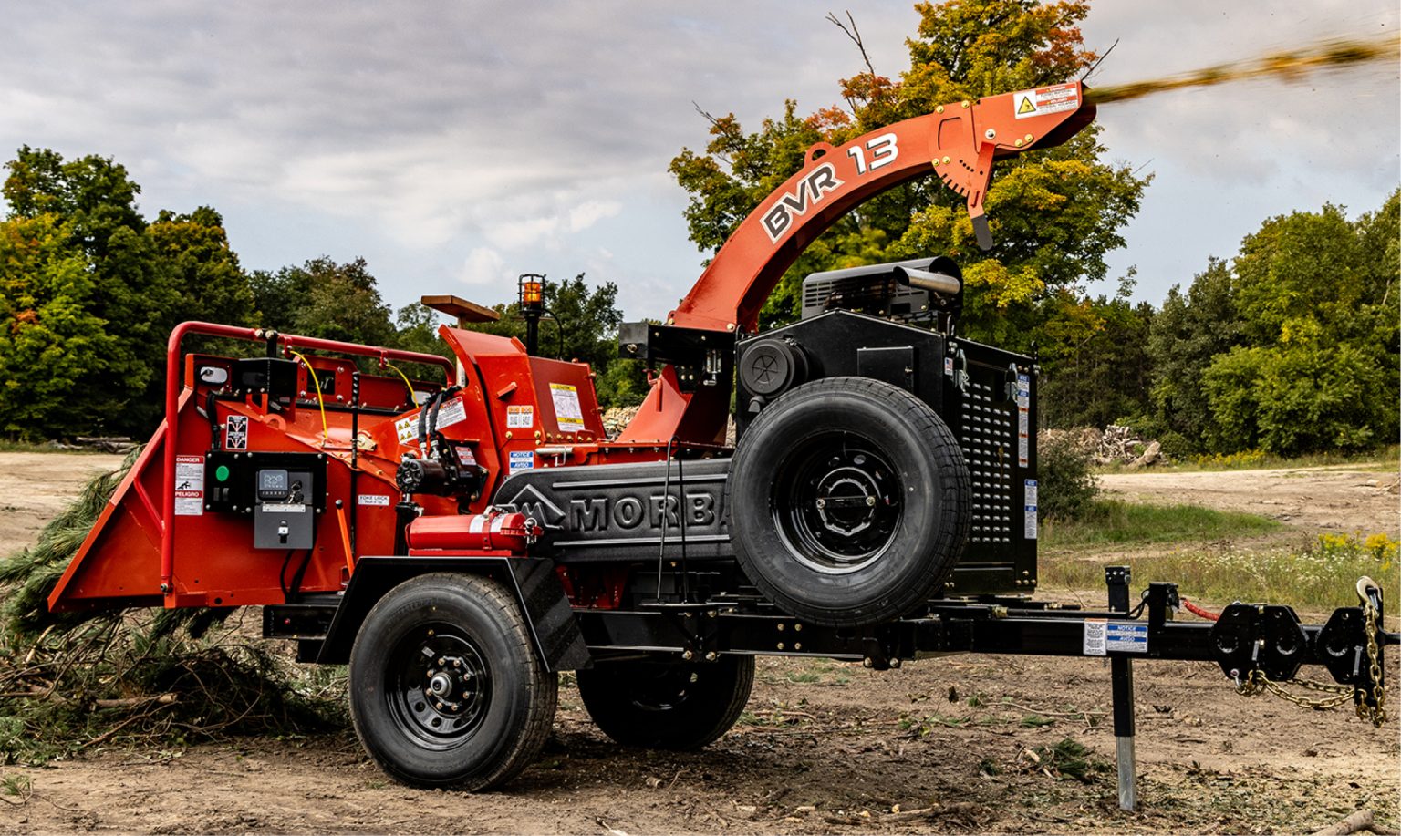 MORBARK BRUSH CHIPPERS - 6 THINGS TO CONSIDER WHEN PURCHASING A CHIPPER